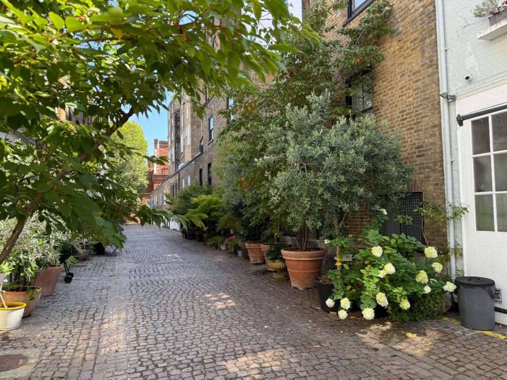 Discover Colbeck Mews, South Kensington, London, SW7