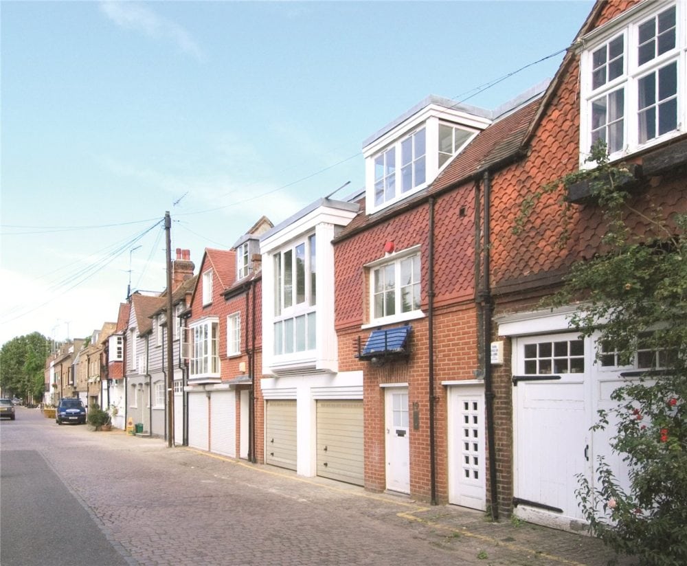 Discover Cresswell Place, The Boltons, Chelsea, London, SW10