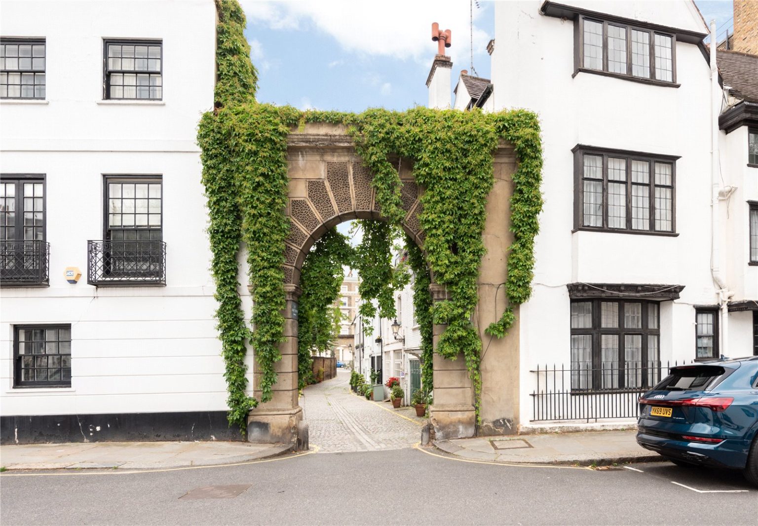 Discover Kynance Mews, South Kensington, London, SW7