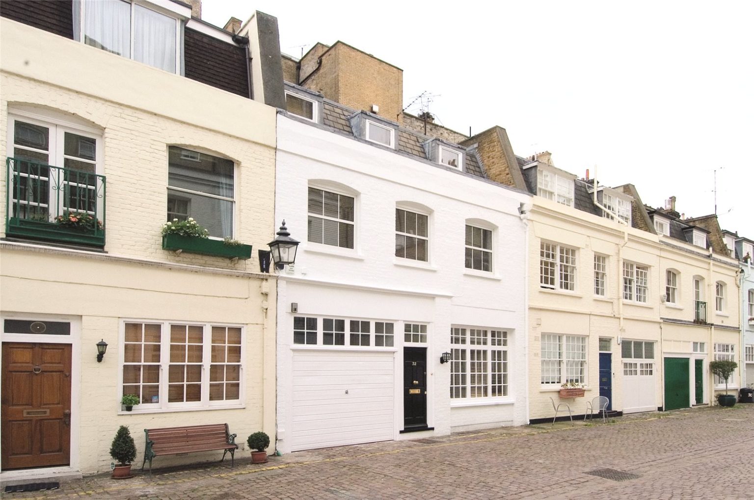 Discover Petersham Place, Kensington, London, SW7