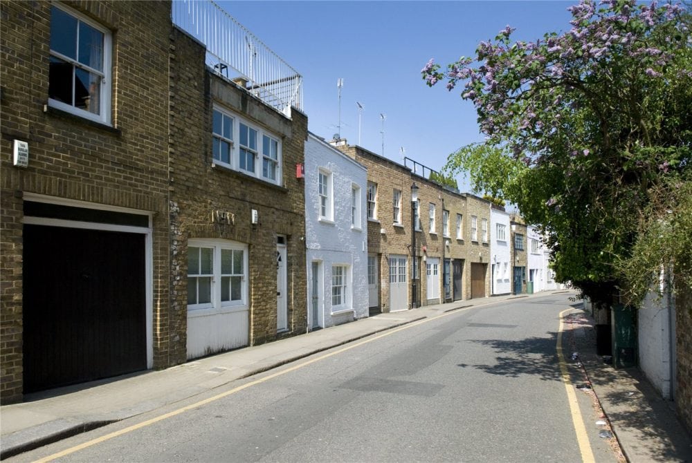 Discover Pottery Lane, Holland Park, London, W11