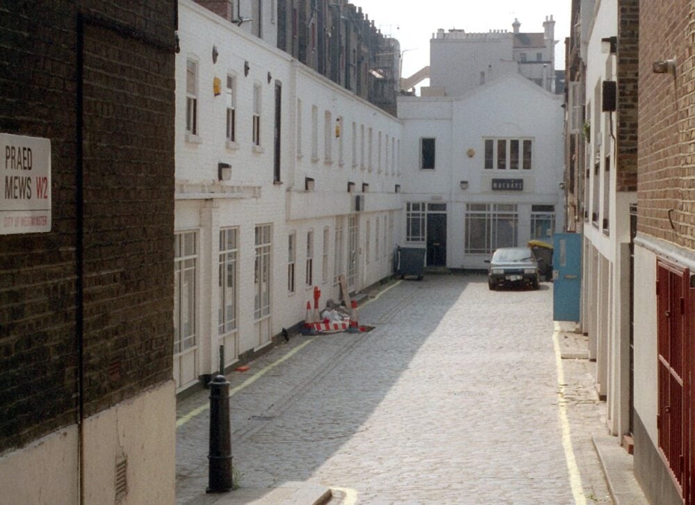 Discover Praed Mews, Paddington, London, W2