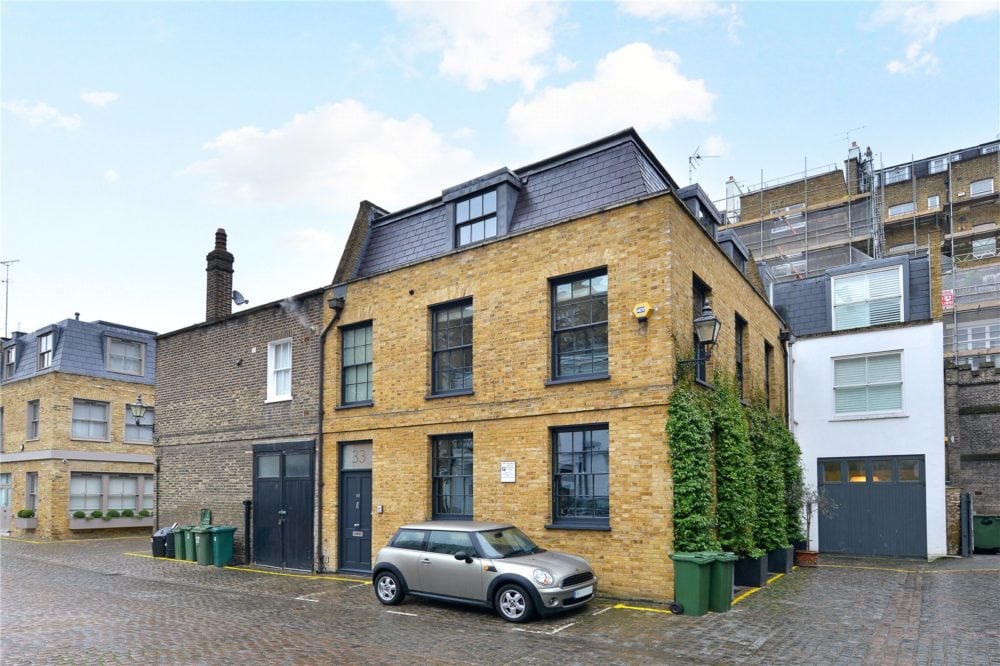 Discover Queen's Gate Place Mews, Kensington, London, SW7 5BG