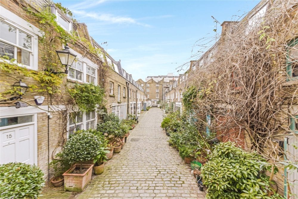 Discover Southwick Mews, Paddington, London, W2