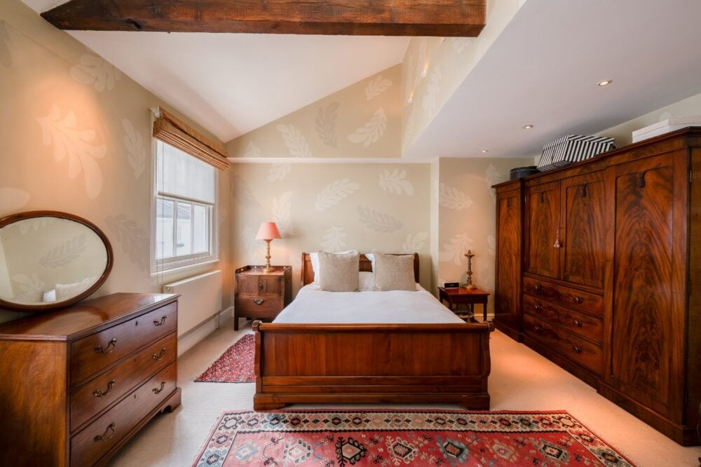 Mews House Guide | What Is A Mews?