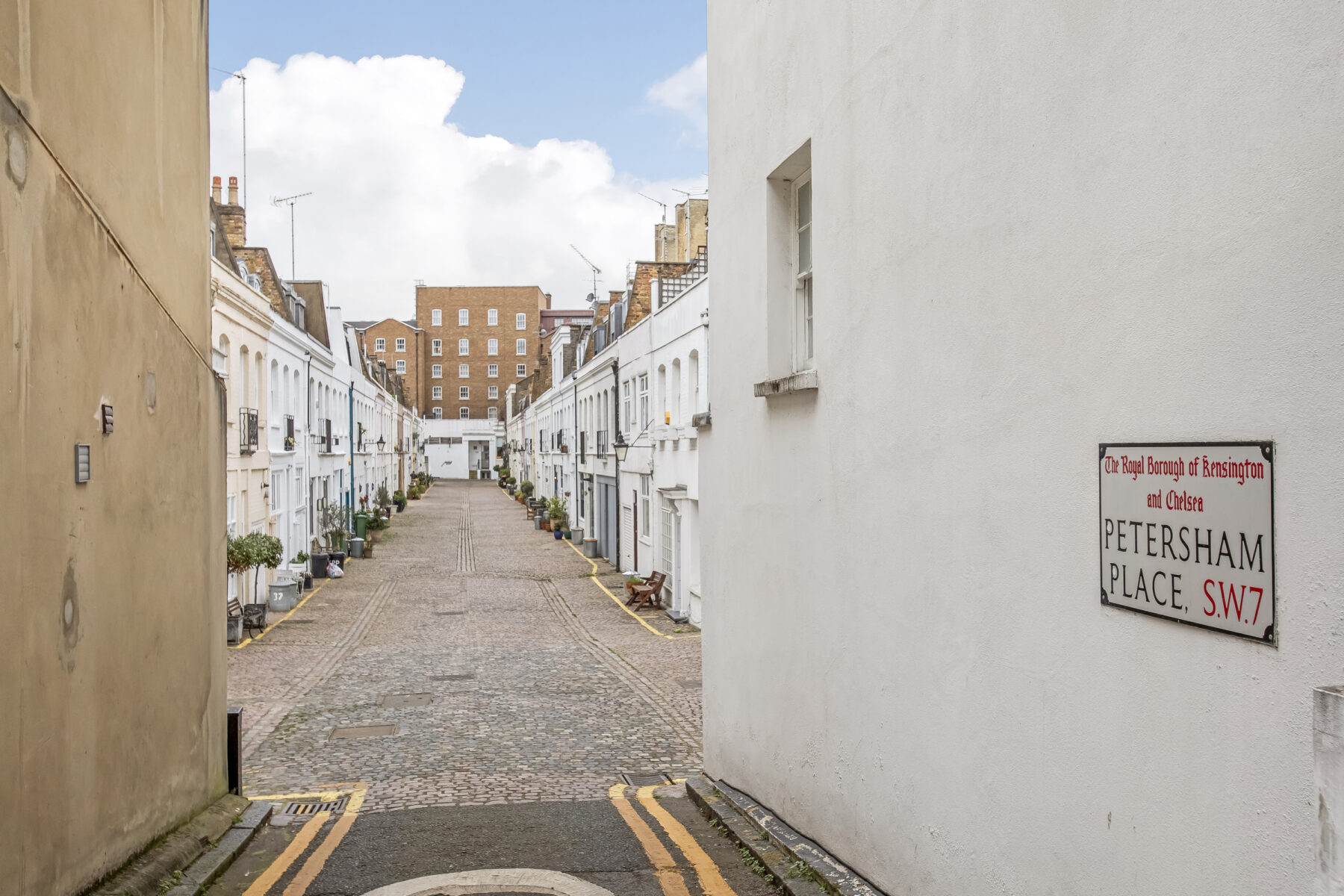 Lettings: Mews Property Of The Month - March | Lurot Brand