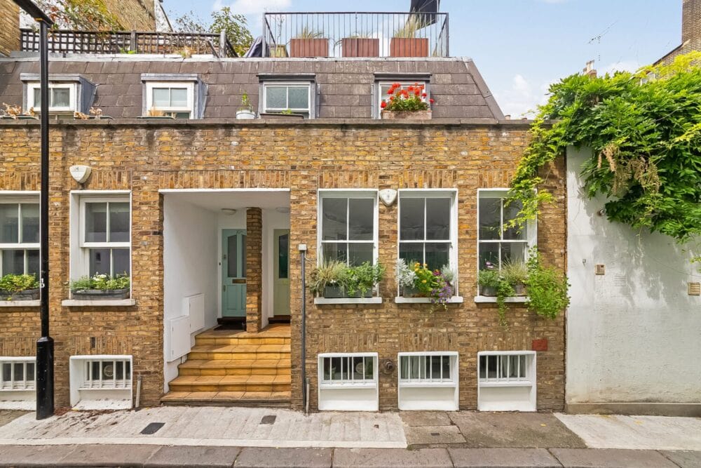 Mews House Guide | What Is A Mews?